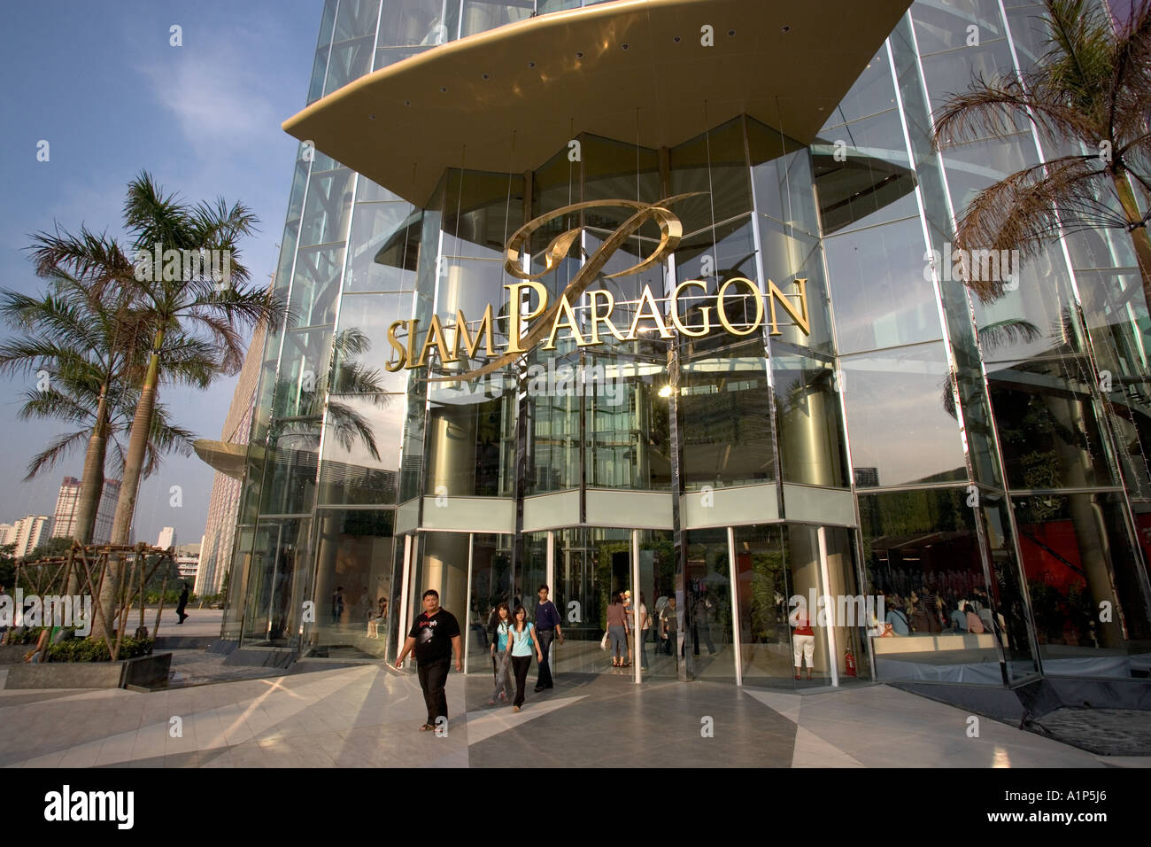 Paragon Shopping Mall Siam Square Bangkok Thailand Stock Photo - Alamy