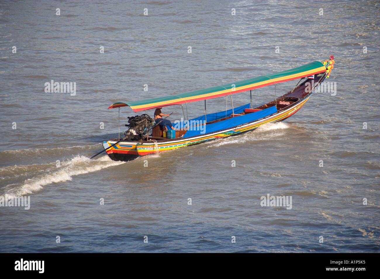 Long tail boat water hi-res stock photography and images - Alamy