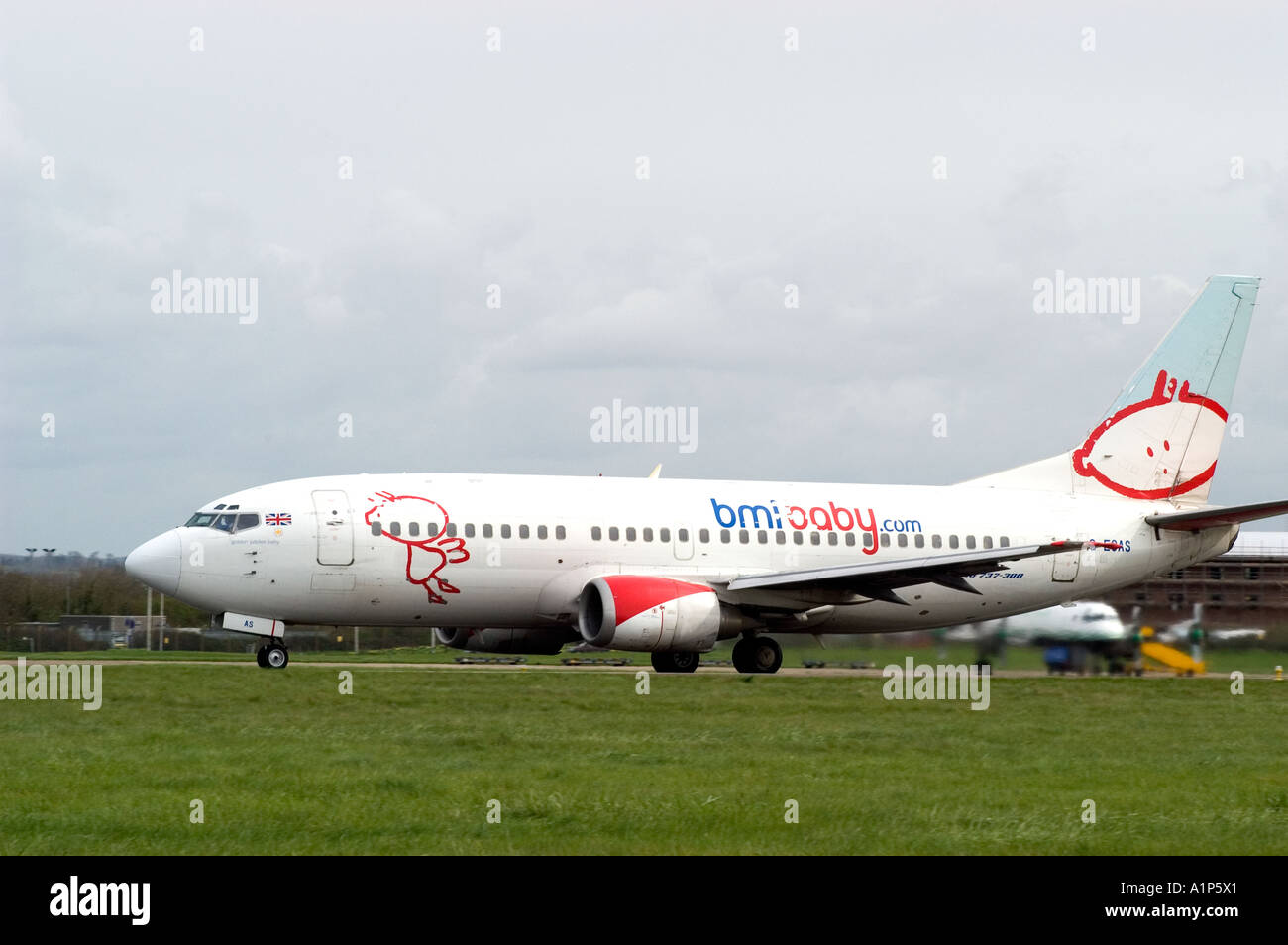 Bmi baby boeing 737 aircraft hi-res stock photography and images - Alamy
