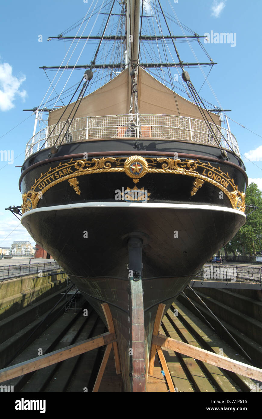 Three masted clipper hi-res stock photography and images - Alamy
