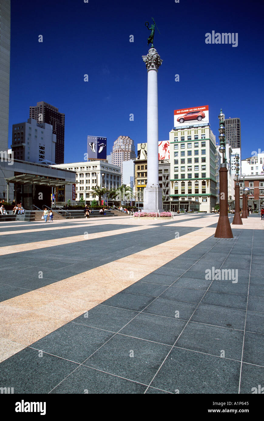 Victory statue san francisco hi-res stock photography and images - Alamy
