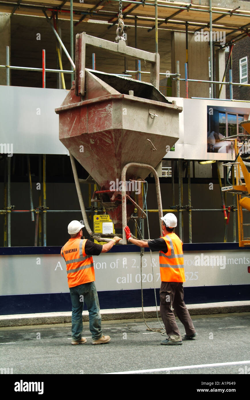 Construction banksman hi-res stock photography and images - Alamy