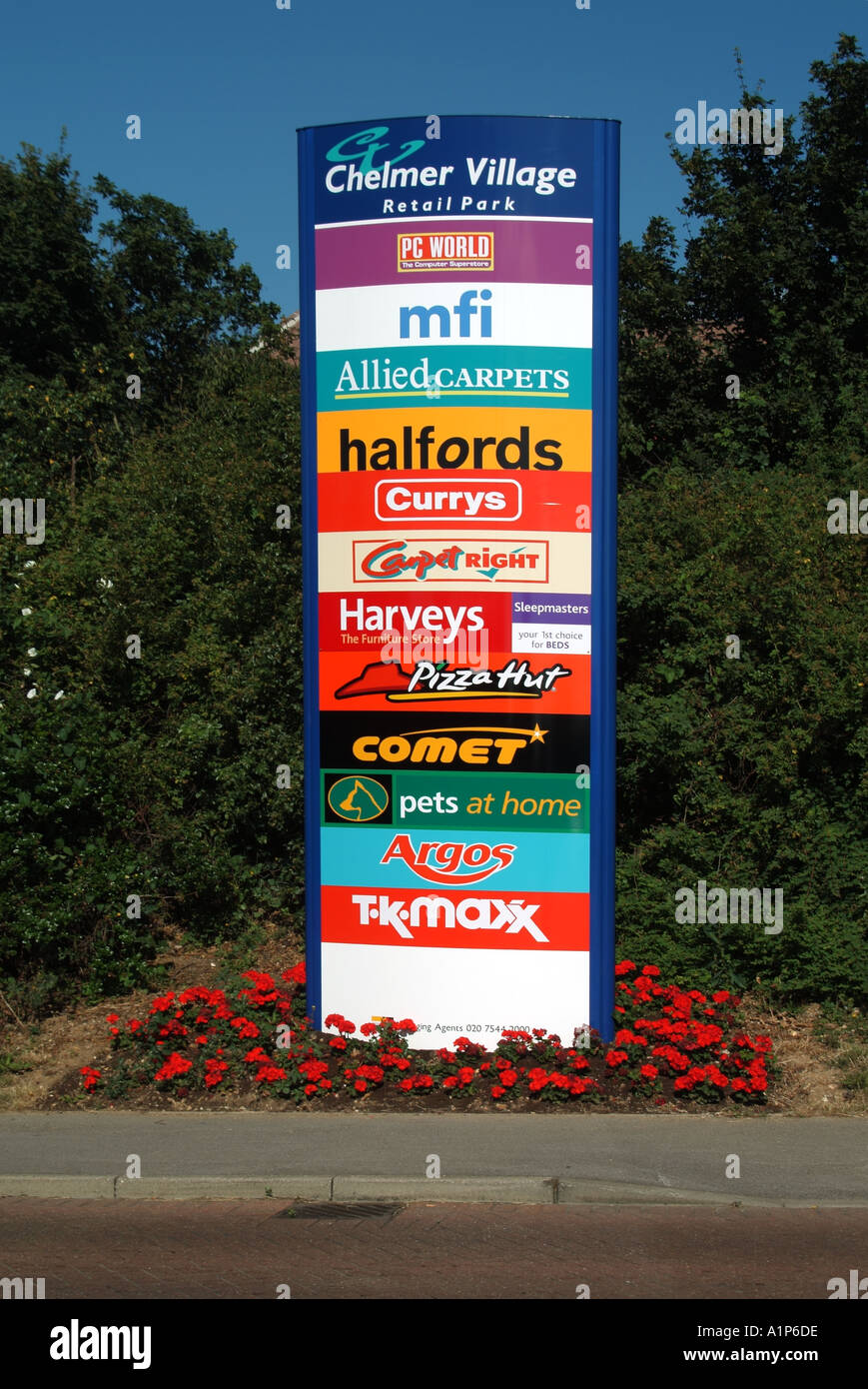 Chelmsford Chelmer Village retail park showing a list of stores Stock ...