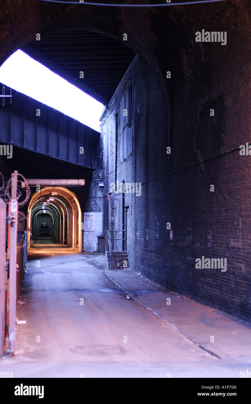 London street at night hi-res stock photography and images - Alamy