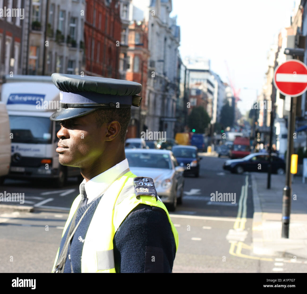 Traffic warden uniform hi-res stock photography and images - Alamy