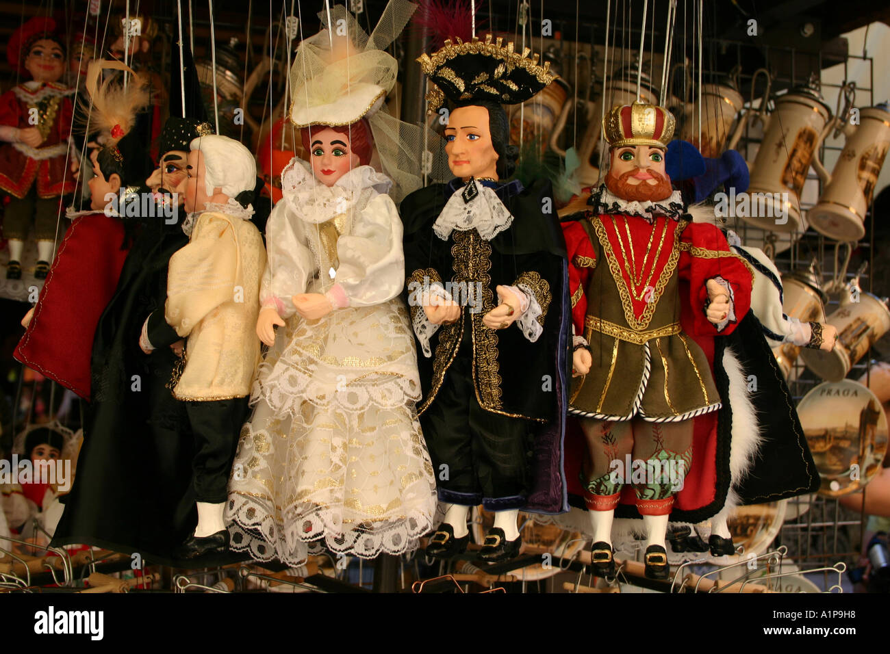Puppets in market hi-res stock photography and images - Alamy