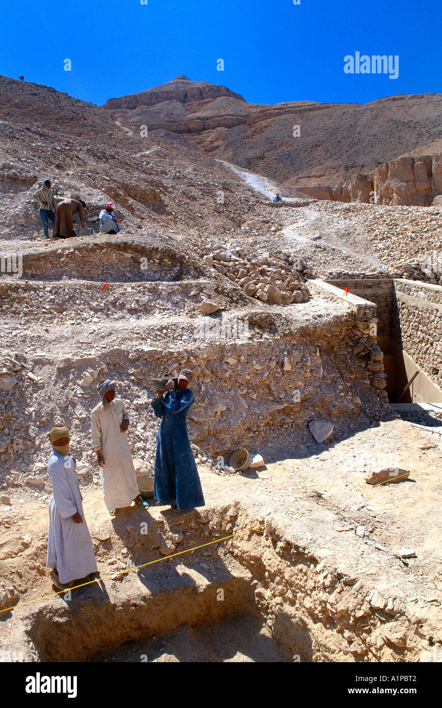 Luxor Egypt Valley Of The Kings Archaeologists Stock Photo - Alamy