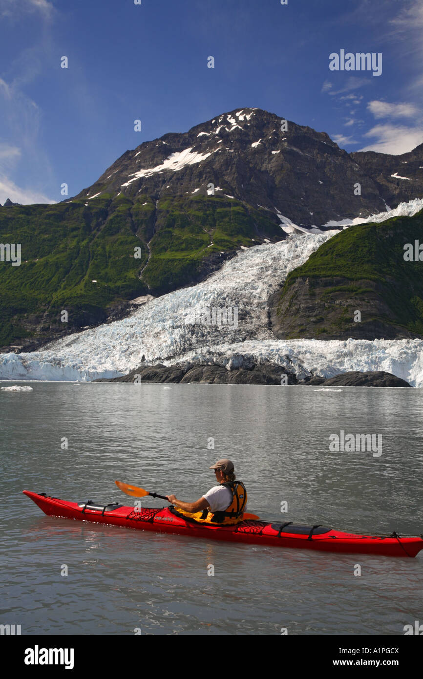 Kayaking by Cascade Glacier l and Barry Glacier r Harriman Fiord Prince ...