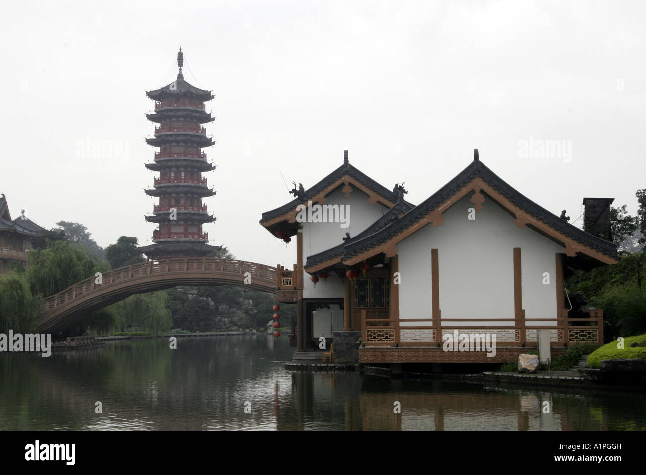 One of the twin Riming Shuang Pagodas on the Rong Hu and Shan Hu lakes ...