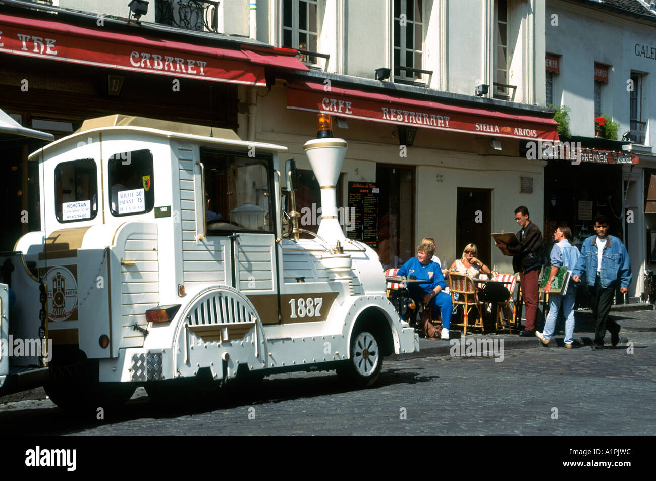 Montmartre, Artist's Quarter Stock Photo - Alamy