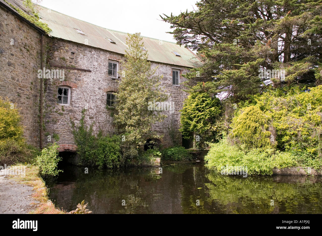 An old building in Six Mile Bridge Ireland Stock Photo - Alamy