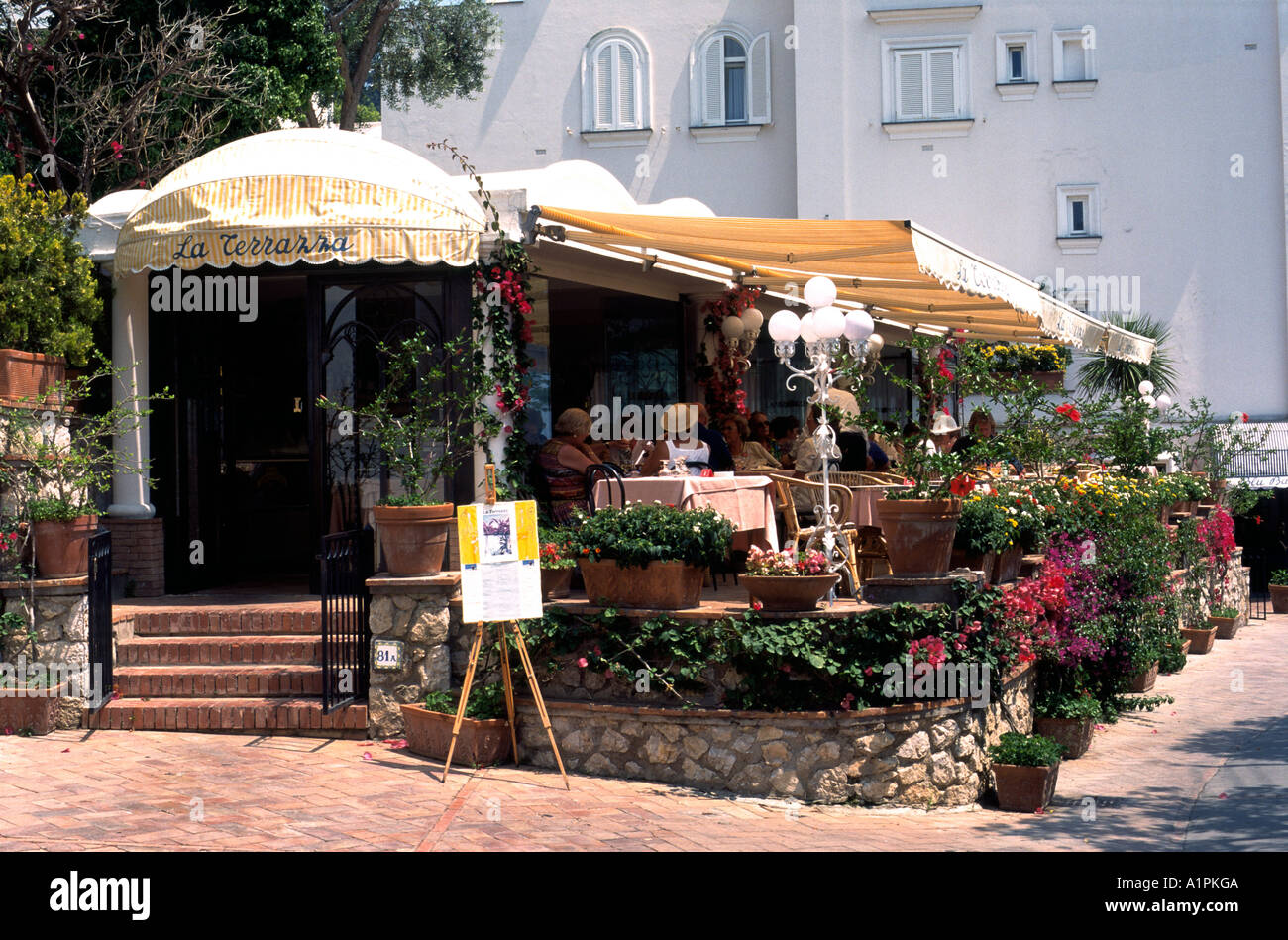 Capri cafes cafe hi-res stock photography and images - Alamy