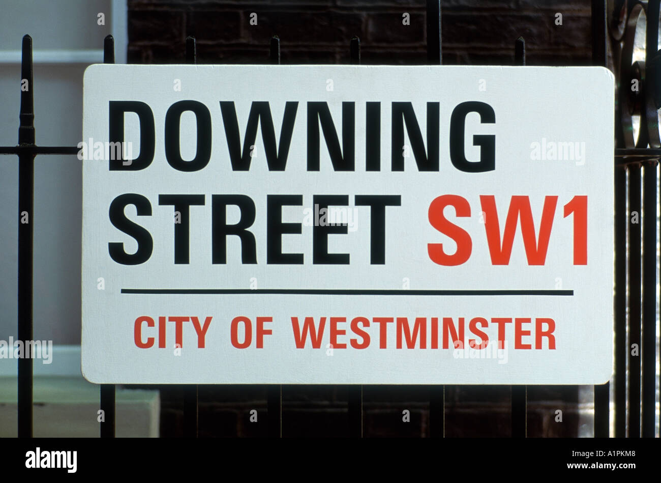 Downing streets hi-res stock photography and images - Alamy