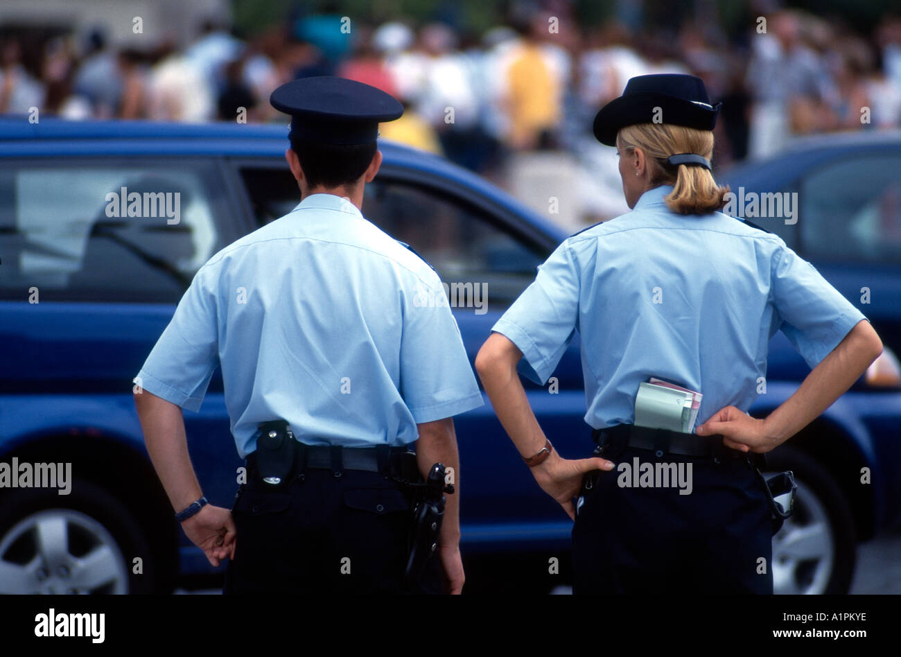 Paris and police hi-res stock photography and images - Alamy