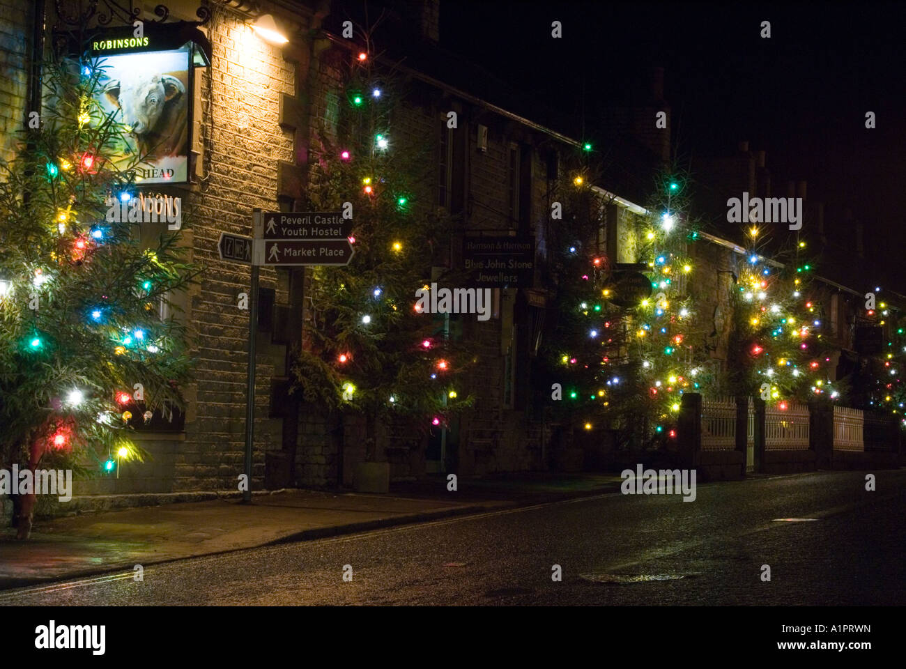 Castleton at xmas hi-res stock photography and images - Alamy
