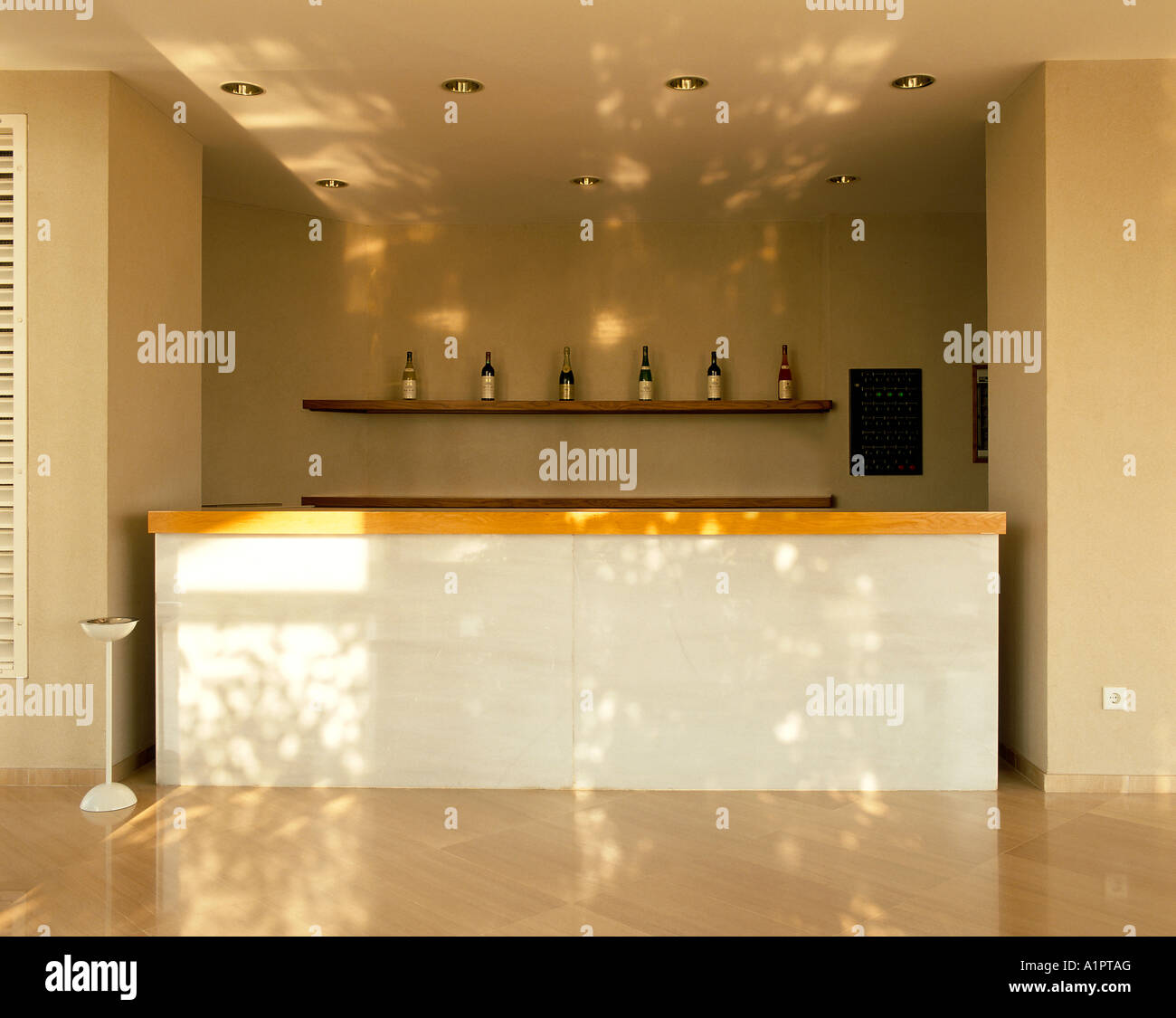 View of a neat bar counter Stock Photo - Alamy