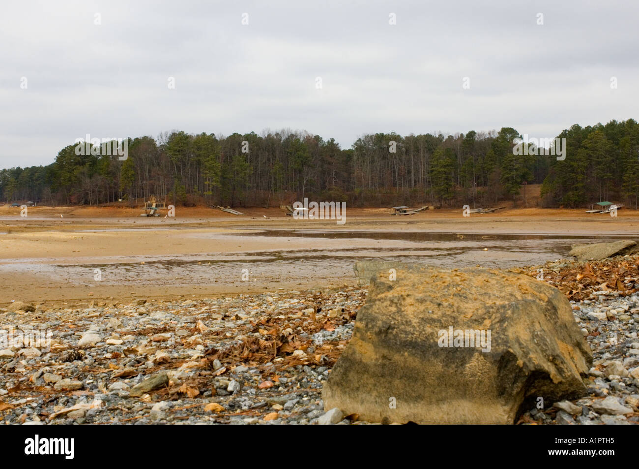 Dry lake bed Stock Photo - Alamy