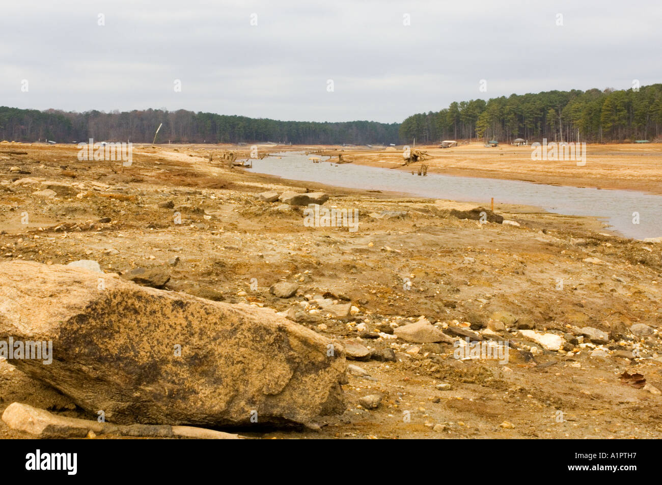 Dry lake bed Stock Photo - Alamy