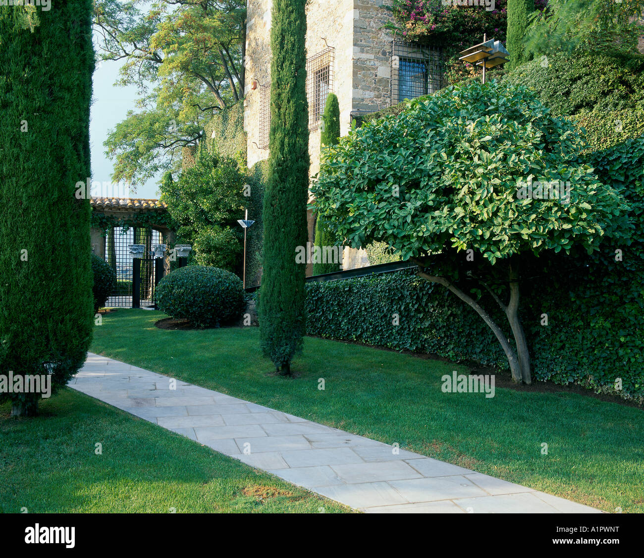 View of beautiful garden Stock Photo - Alamy