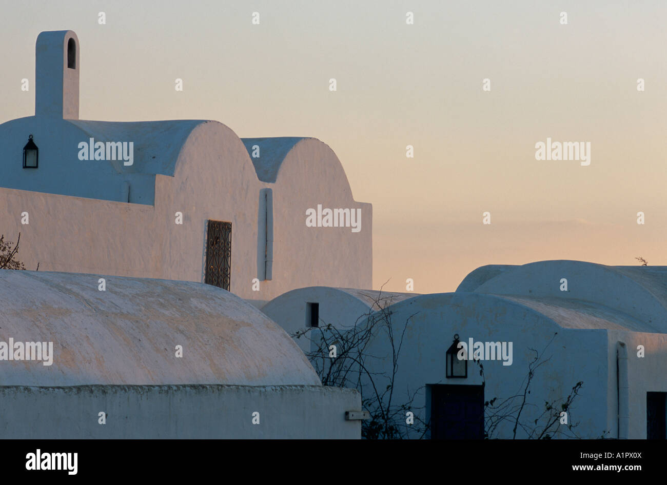 Modest facade hi-res stock photography and images - Alamy