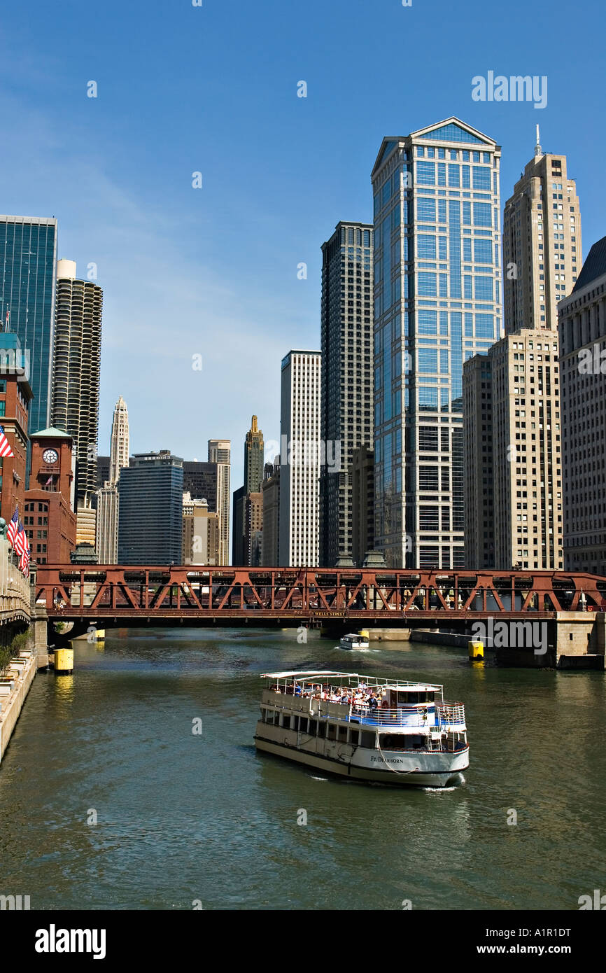 ILLINOIS Chicago Tour boat on Chicago River pass under Wells Street ...