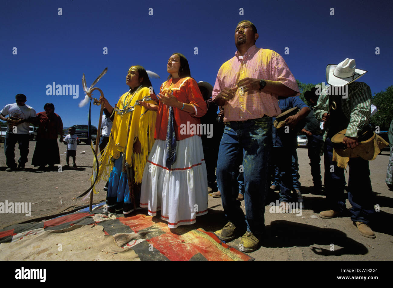 Apache sunrise dance hi-res stock photography and images - Alamy