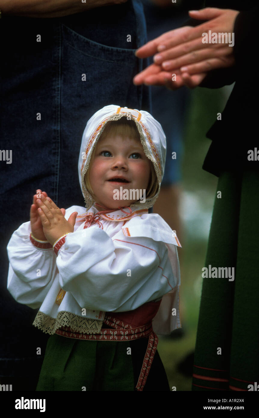 Girl in traditional midsummer dress hi-res stock photography and images ...