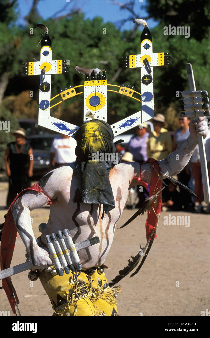 Apache sunrise dance hi-res stock photography and images - Alamy