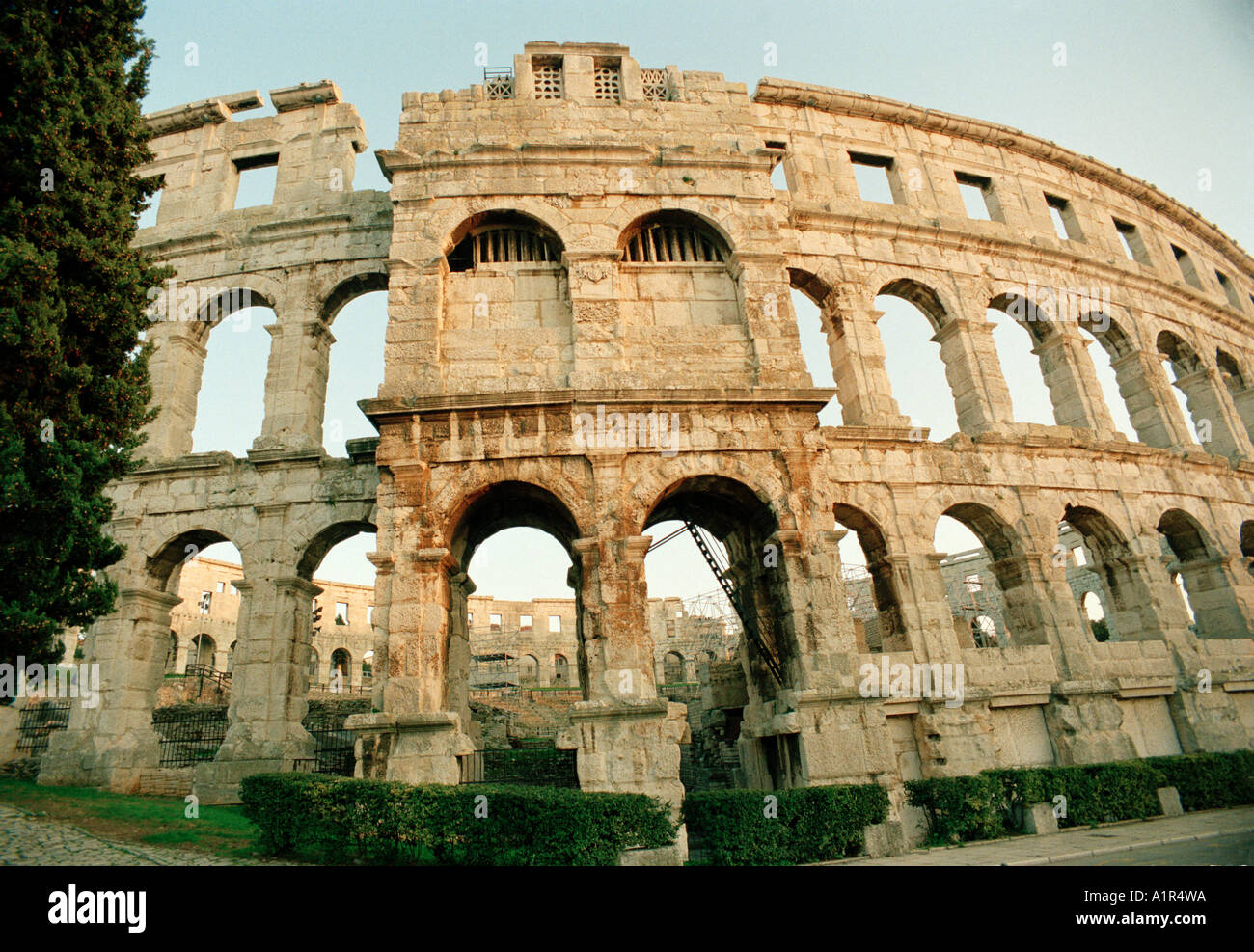 Ampitheatre stage hi-res stock photography and images - Alamy