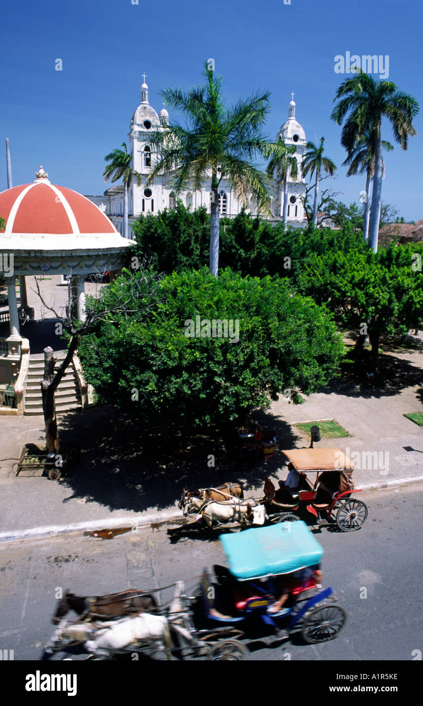 Main plaza granada hi-res stock photography and images - Alamy