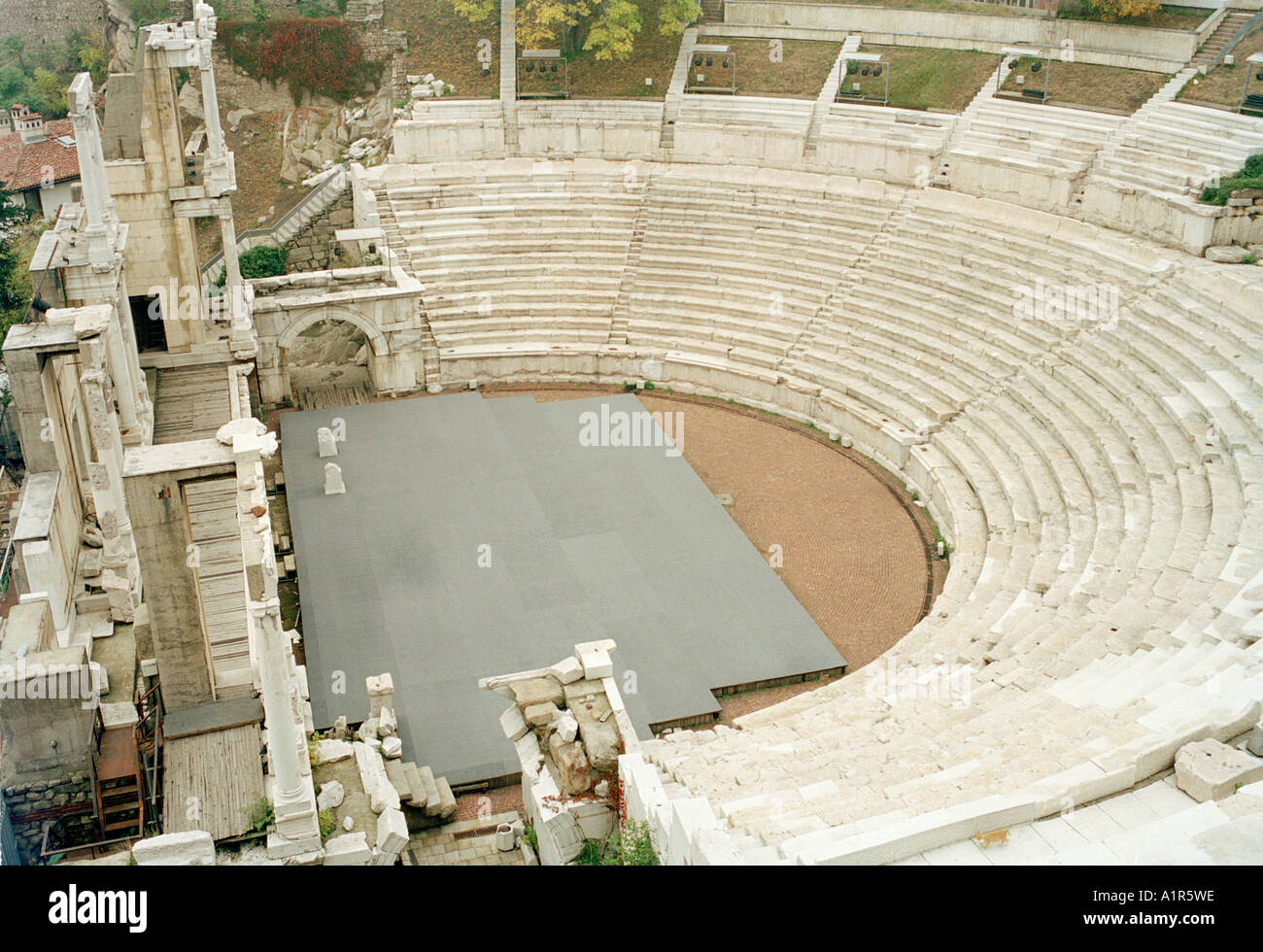 Roman ampitheatre hi-res stock photography and images - Alamy