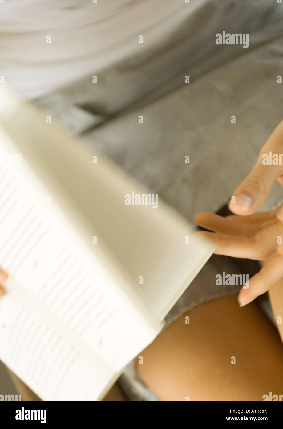 Turn book pages close hi-res stock photography and images - Alamy