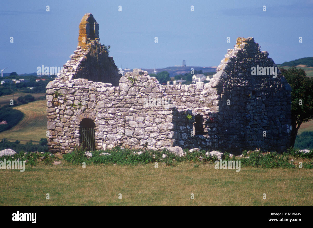North west view ruins hi-res stock photography and images - Alamy