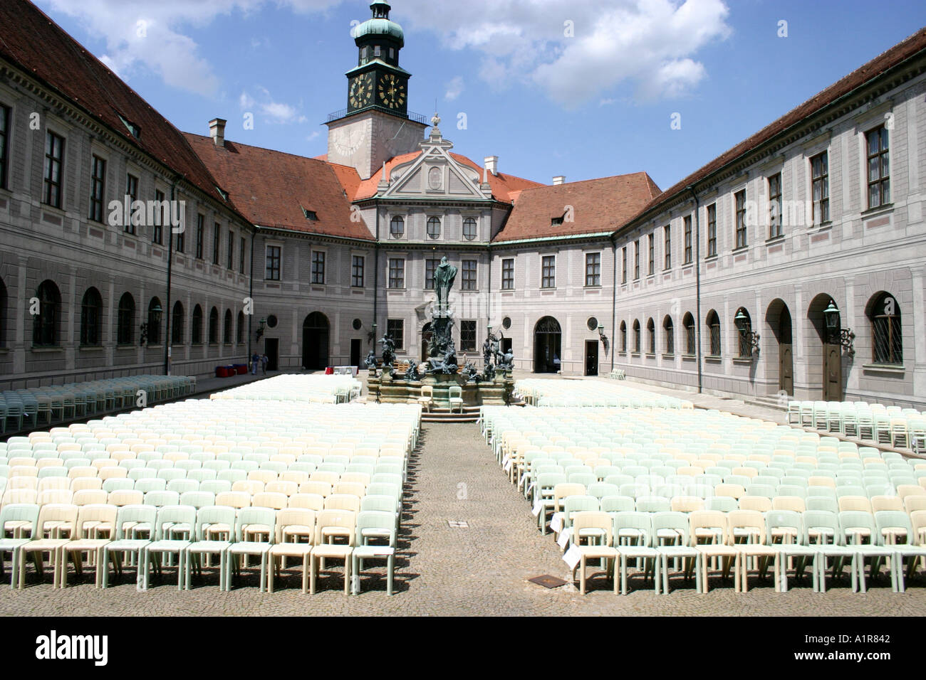 Brunnenhof residenz munich bavaria germany hi-res stock photography and images - Alamy