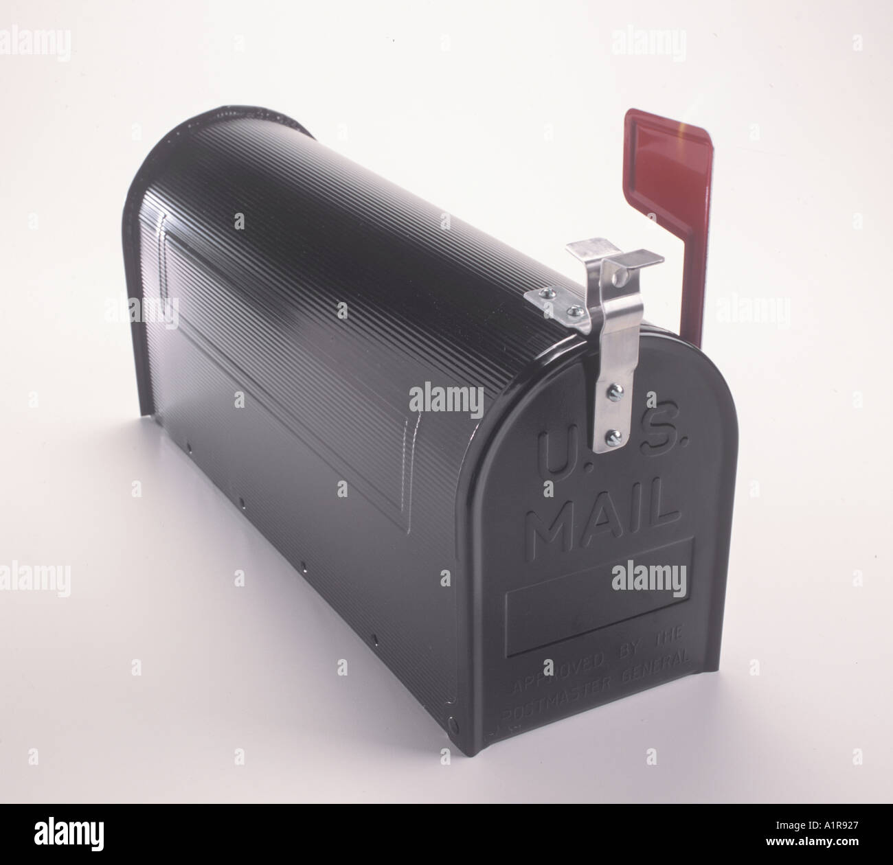 Black mailbox hi-res stock photography and images - Alamy