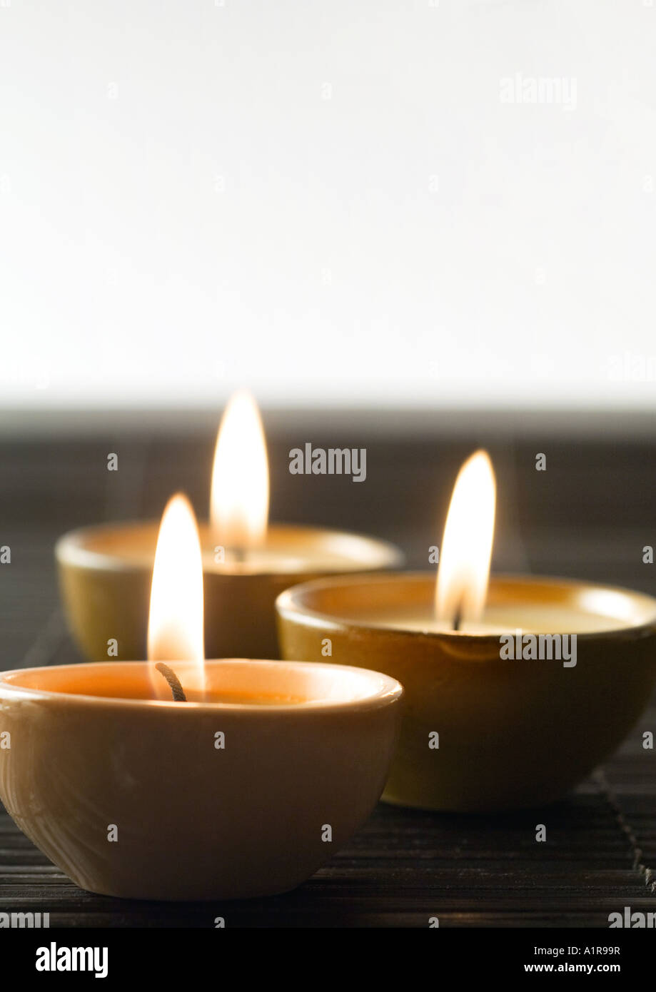 Round candle holders hi-res stock photography and images - Alamy