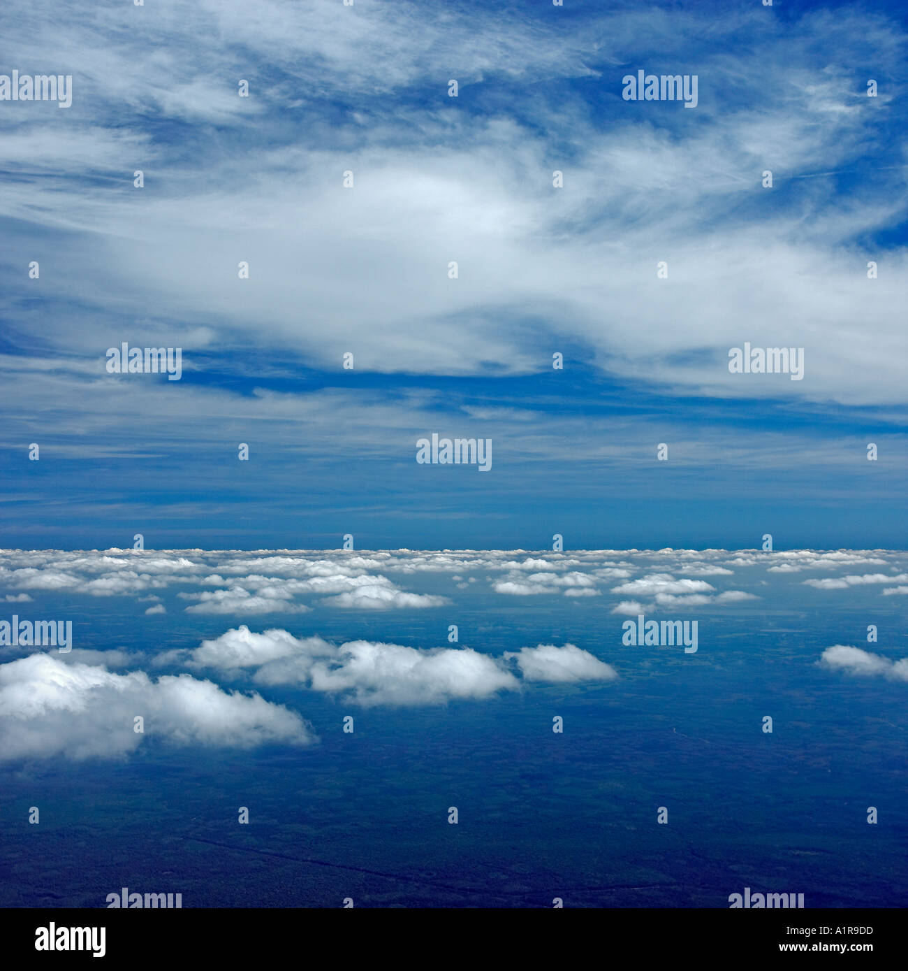 High level stratus hi-res stock photography and images - Alamy