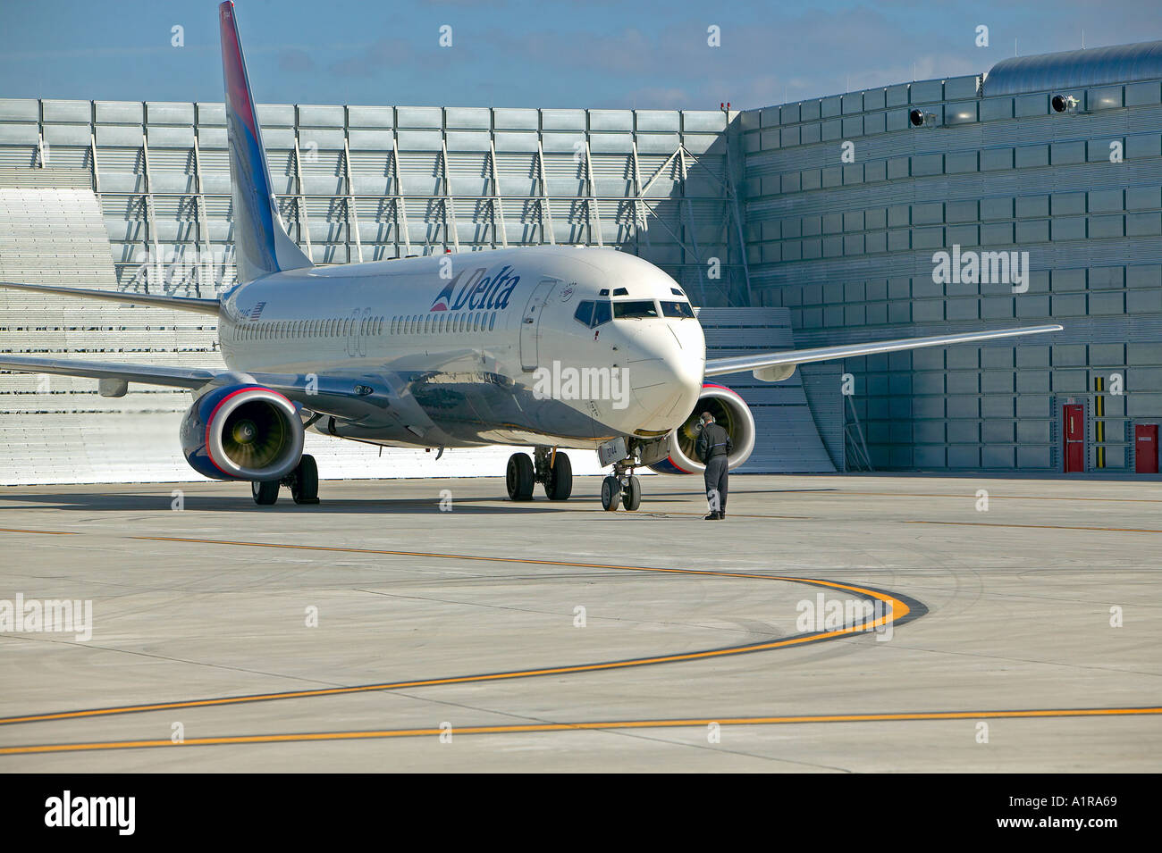 Tampa international airport hi-res stock photography and images - Alamy