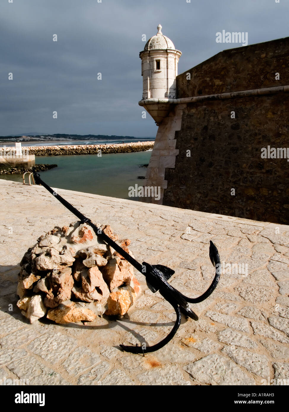 17th century anchor hi-res stock photography and images - Alamy