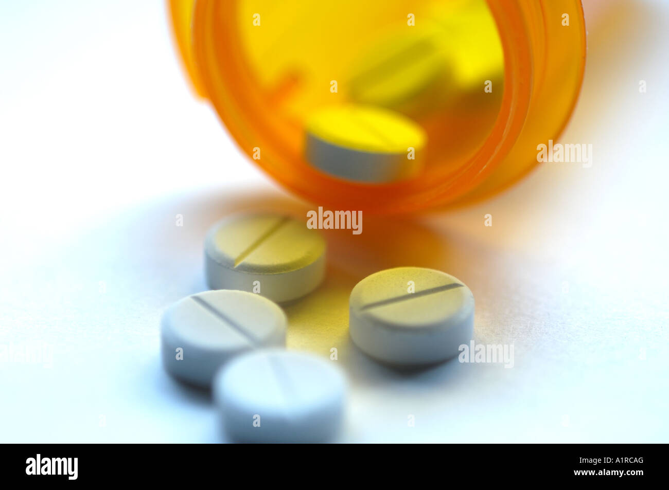 pills spilled on counter Stock Photo - Alamy