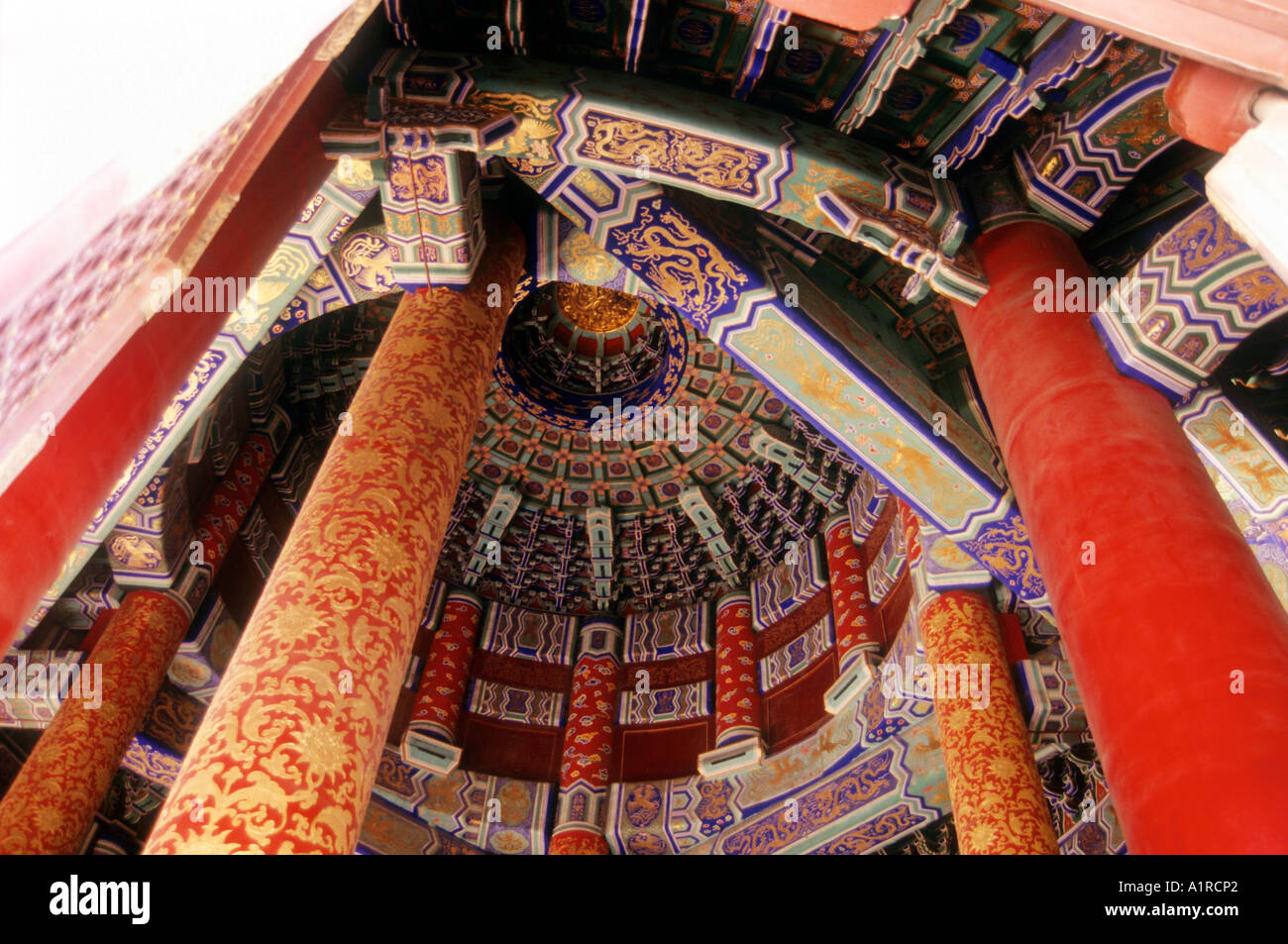 Intricate chinese designs hi-res stock photography and images - Alamy