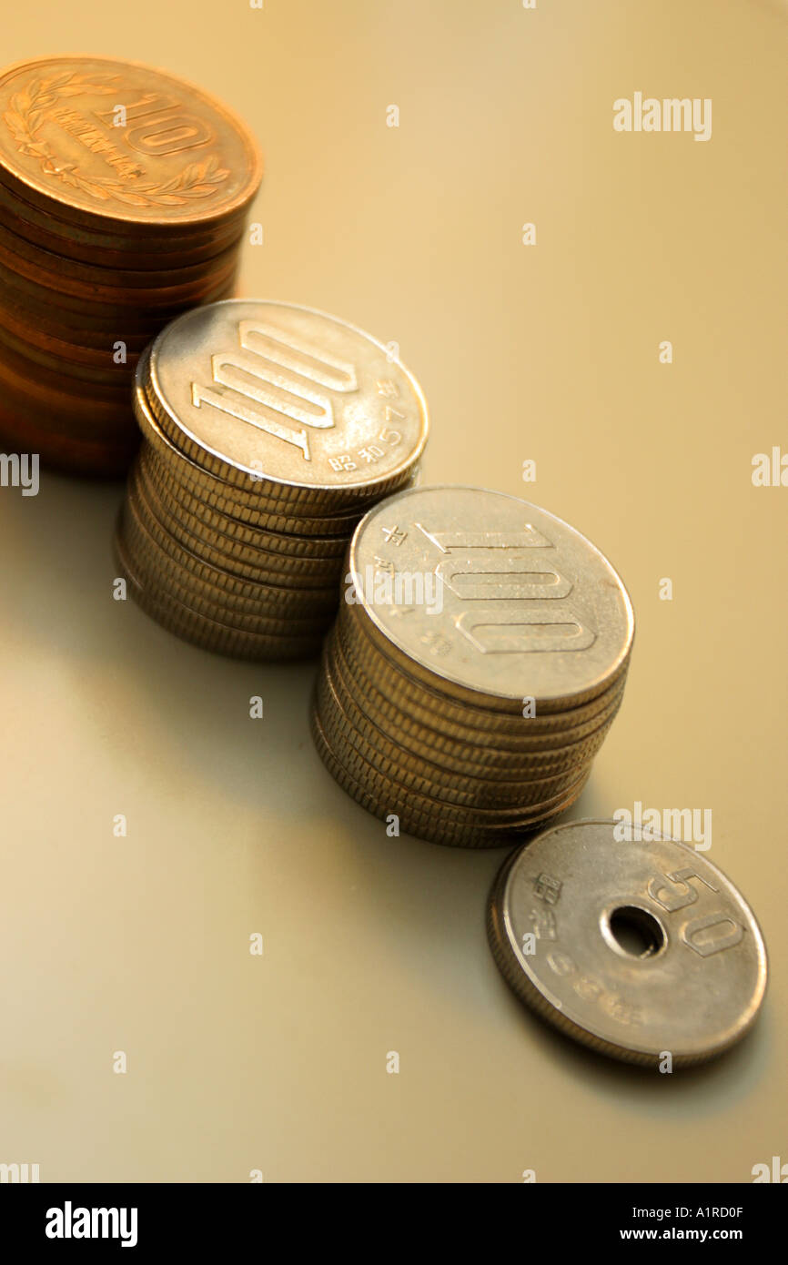 Japanese yen sign currency on hi-res stock photography and images - Alamy