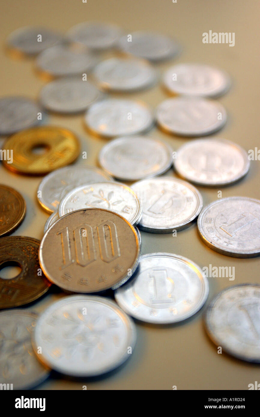 Coins japanese hi-res stock photography and images - Alamy