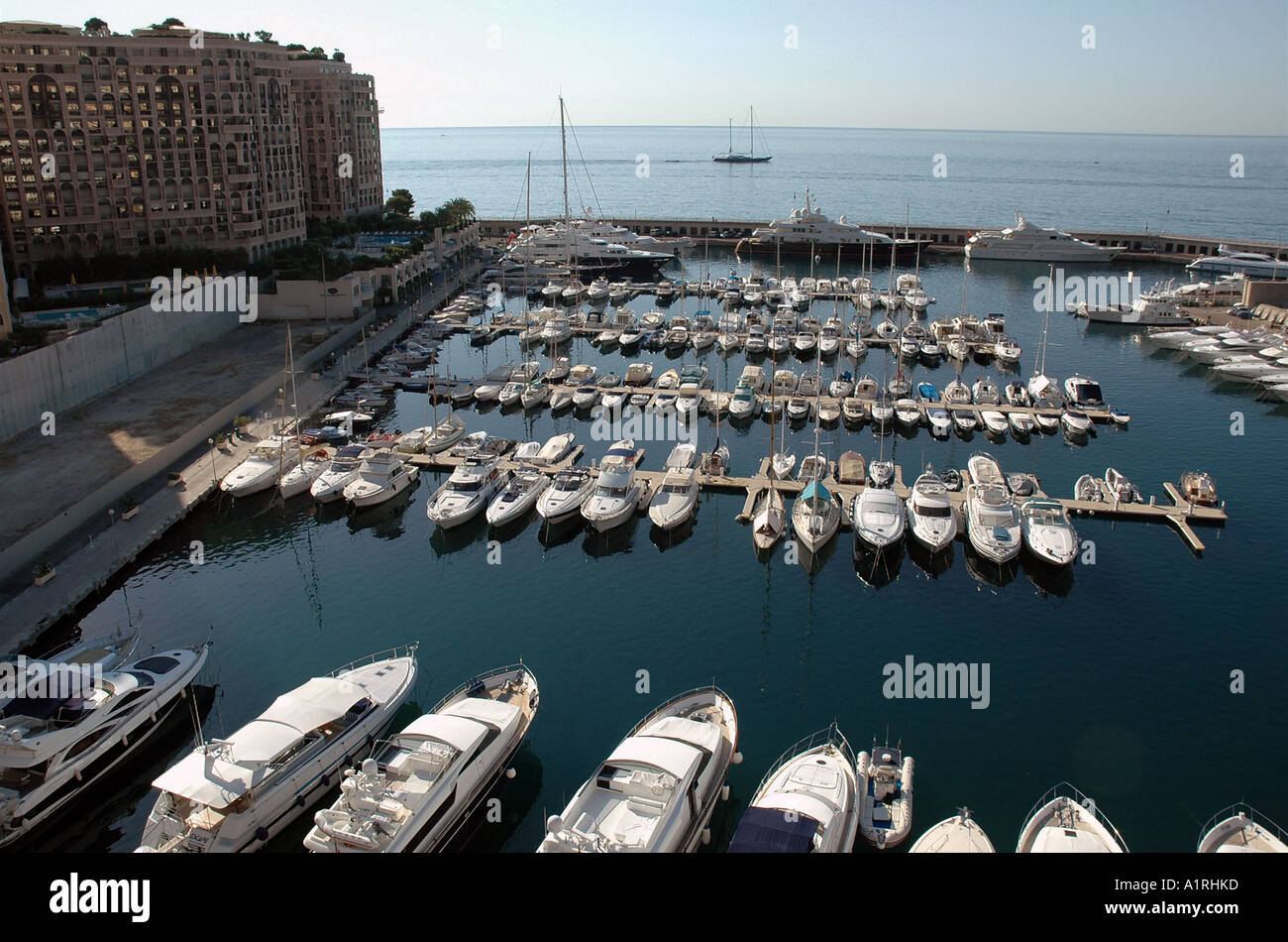 Monaco view boats sea water ships harbour hi-res stock photography and ...