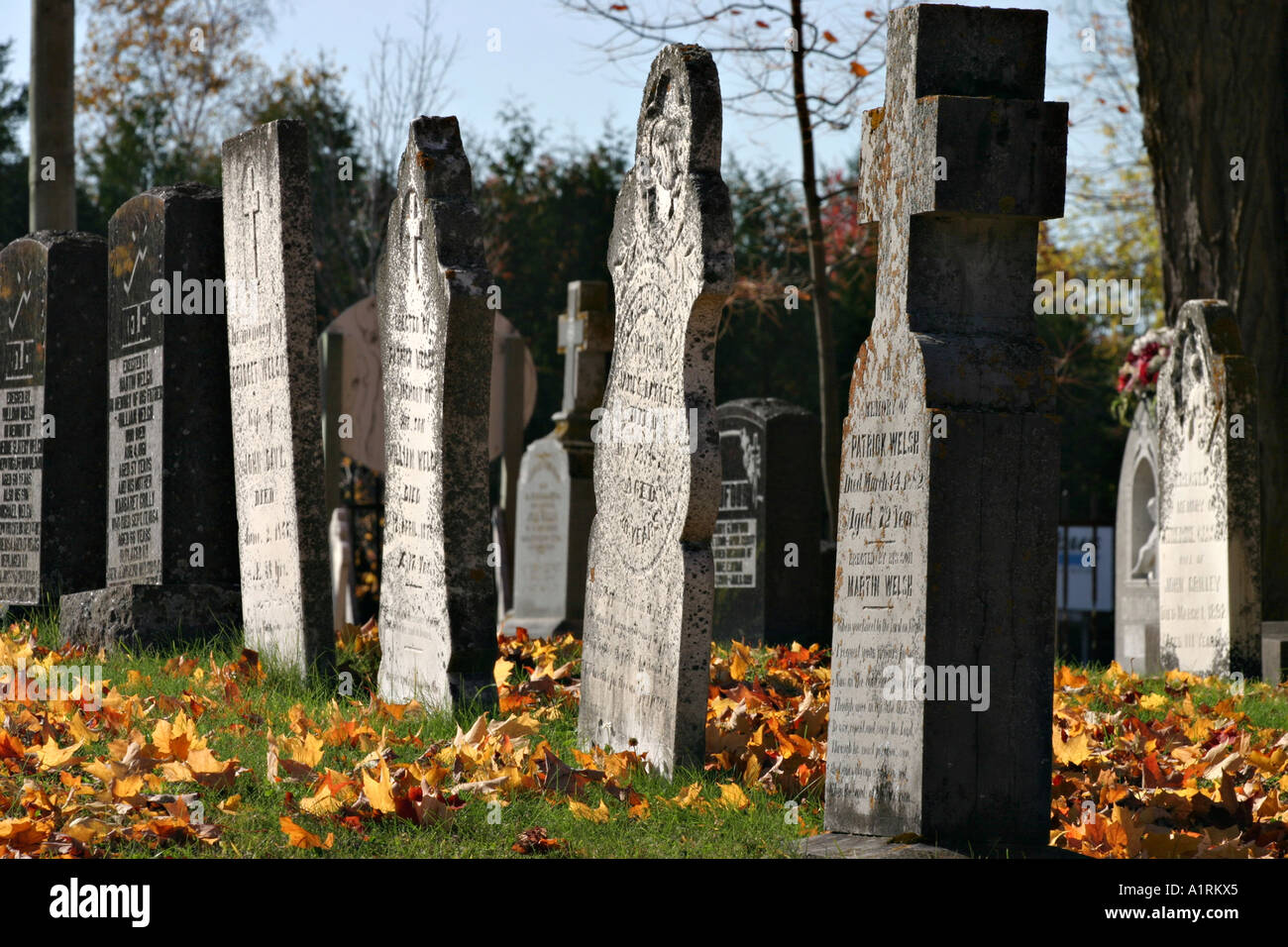 Old gravemarkers hi-res stock photography and images - Alamy