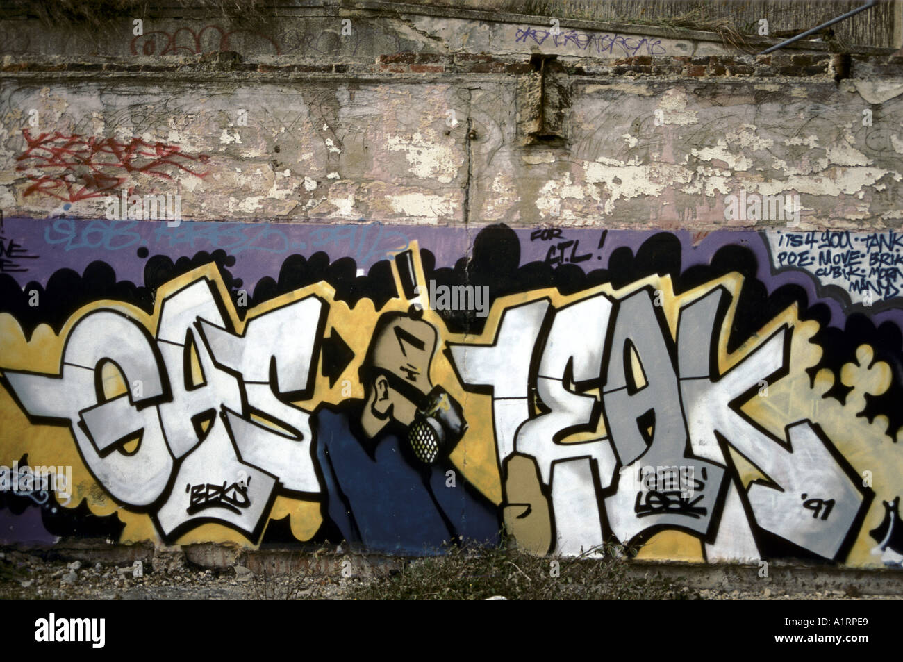 ENVIRONMENTAL GRAFFITI DESCRIBING THE BAD SMELL THAT LEAKS FROM THE ...