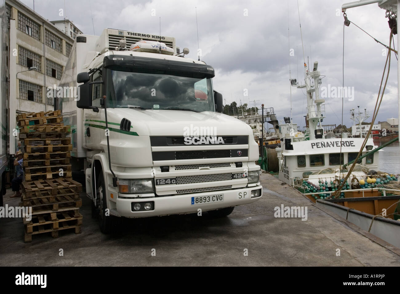 Fish trucks lorries hi-res stock photography and images - Alamy
