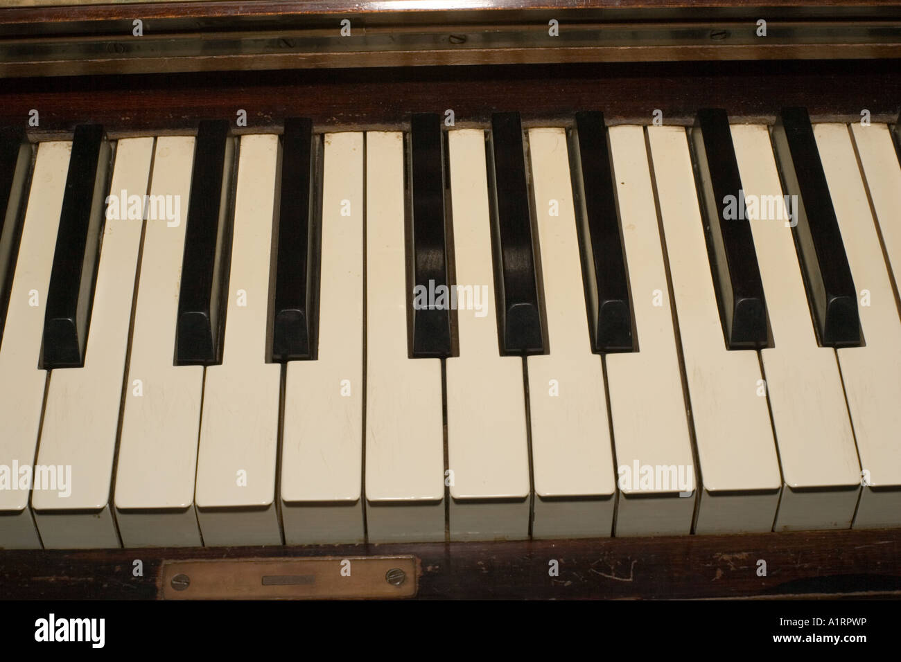 Octave of piano keys closeup UK Stock Photo - Alamy