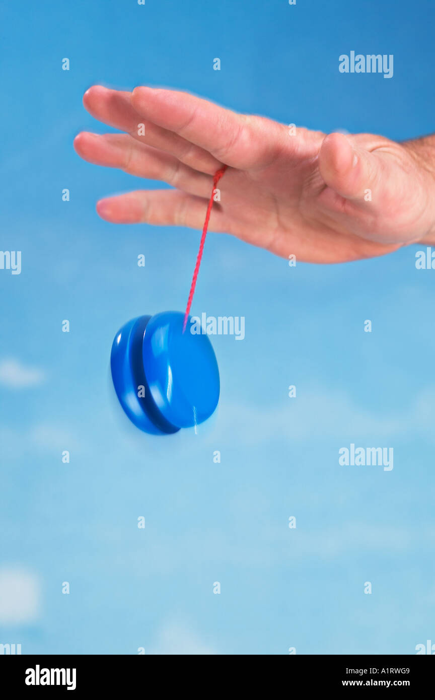 Yoyo yo yo spin hi-res stock photography and images - Alamy
