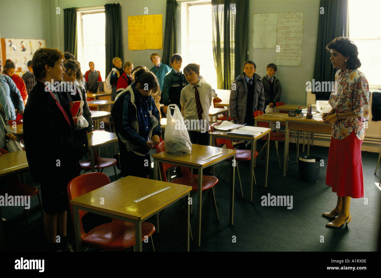 CLASSROOM SCENE IN A SECONDARY SCHOOL Stock Photo - Alamy